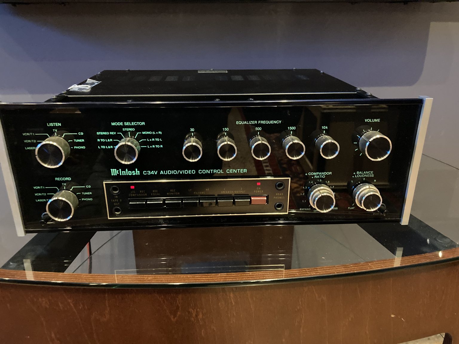 Previously Owned McIntosh - Stereo Barn
